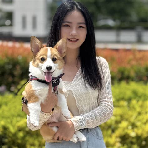 新品被你們燒到 但怎麼是青椒‼️ 蠟筆小新搪小偶 隻299元 共有七款蘋果香菇茄子玉蜀黍青椒鳳梨白菜 捏起來偏紮實 翻過去有性感小屁屁 蠟筆小新 小新 新品 全家