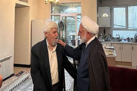 محسنی اژه ای در کنار عنایت الله بخشی عکس