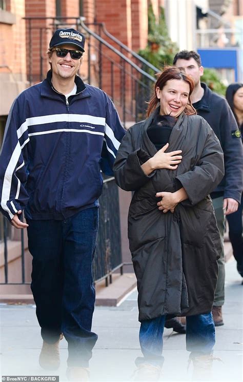Millie Bobby Brown Página 57