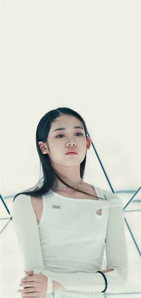 Rora Wallpaper Photoshoot Wallpaper Cut