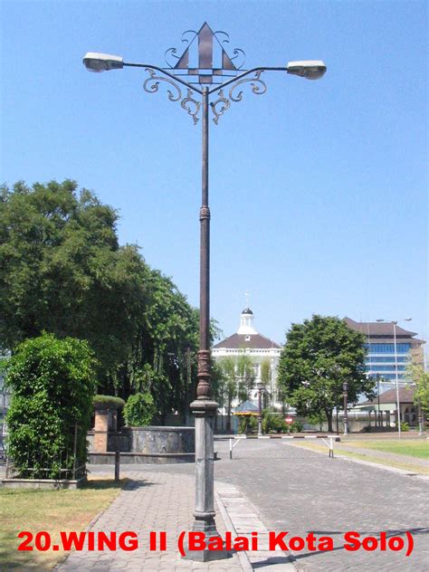 Lampu Jalan LogamCeper