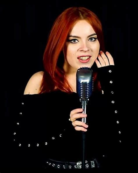 Andreea Munteanu Fan Group Facebook