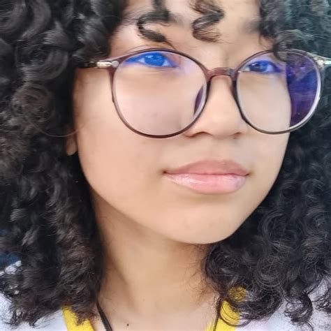 Isa Sofia Isabela Sofialop • Threads Say More