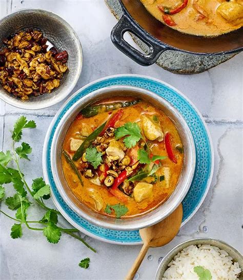 Red Thai Curry With Chicken And Coconut Recipe Kikkoman