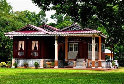 Hiasan Rumah Kayu Kampung Maria Morgan