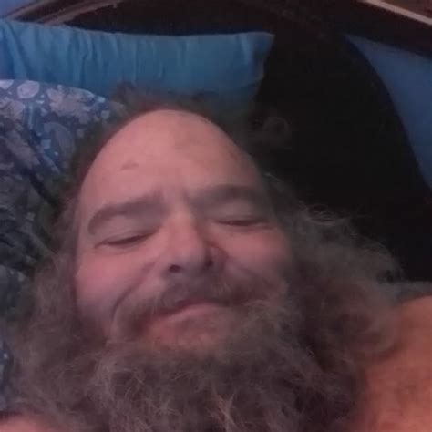 Daniel Hensley Moos E4569 • Threads Say More