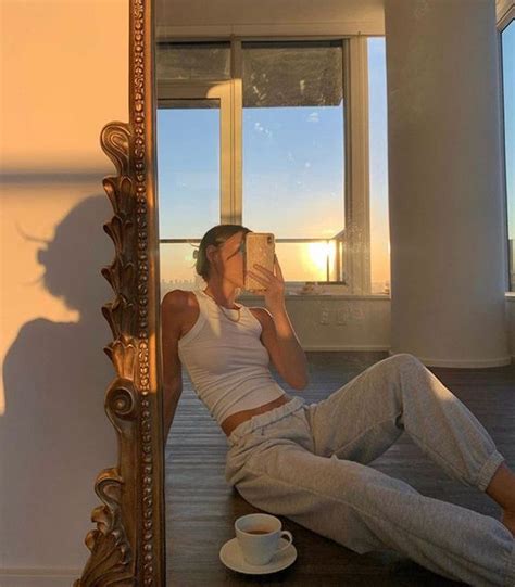 Enjoying Instagram Photo Inspiration Mirror Selfie Poses Insta