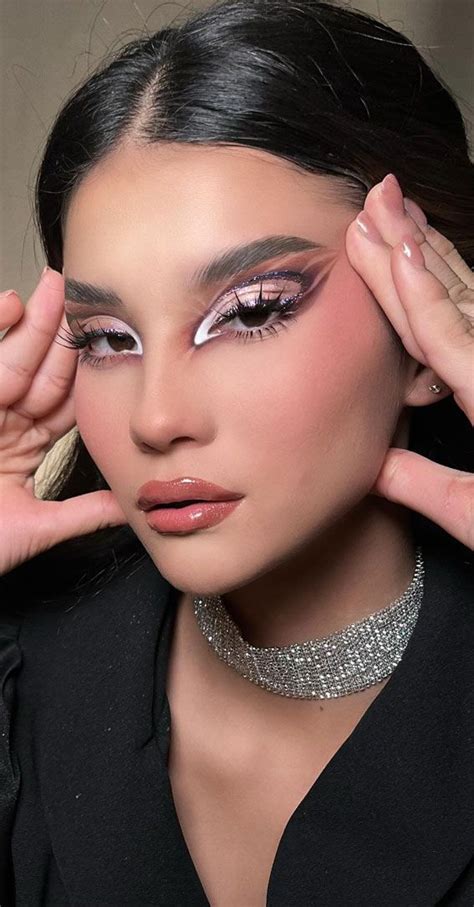 Colourful Makeup Ideas For Music Festivals Glam Earthy Flames In 2025