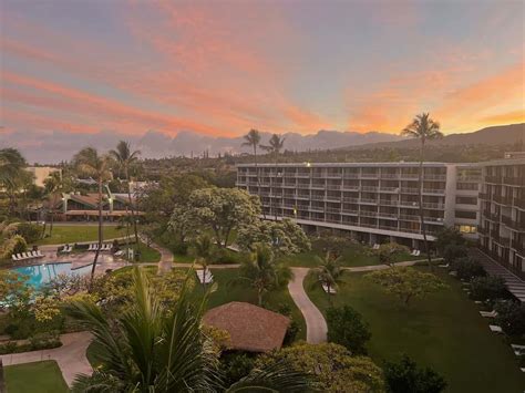 Outrigger Kaanapali Beach Resort Review Dining Amenities