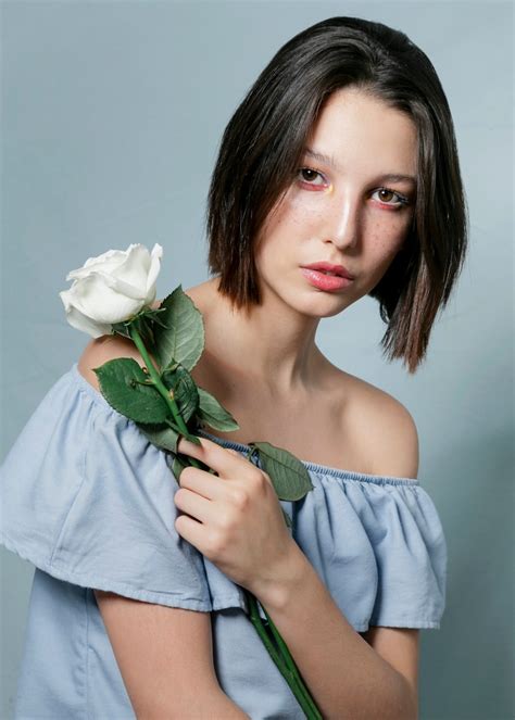 미녀 사진 무료 고품질 사진 다운로드 Freepik