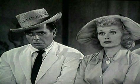 Ricky And Lucy In Lucy Takes A Cruise To Havana Lucille Ball Desi
