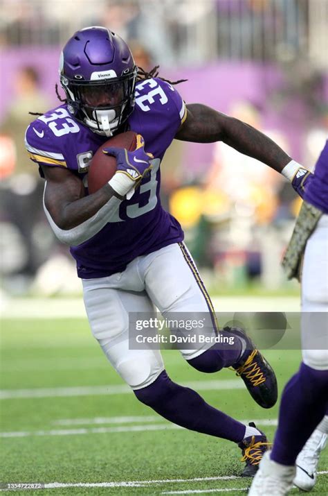 Dalvin Cook Of The Minnesota Vikings Carries The Ball Against The News Photo Getty Images