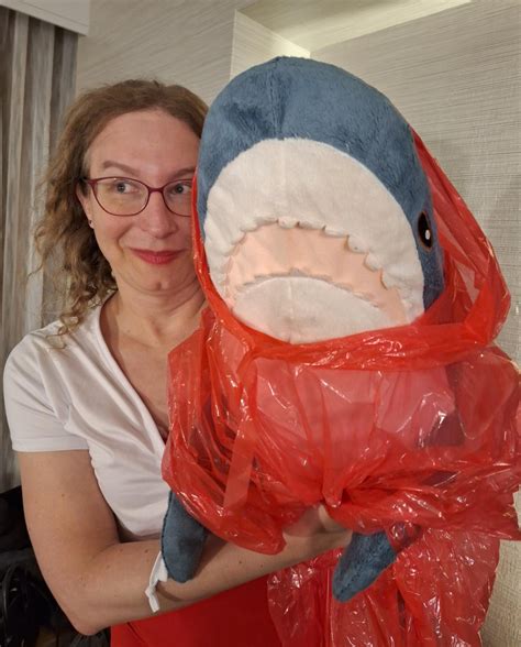 Rokea Is Ready To See Waterfalls R Blahaj