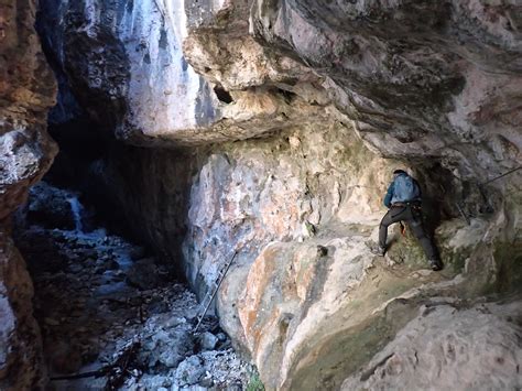 Burrone Giovanelli Snow Power