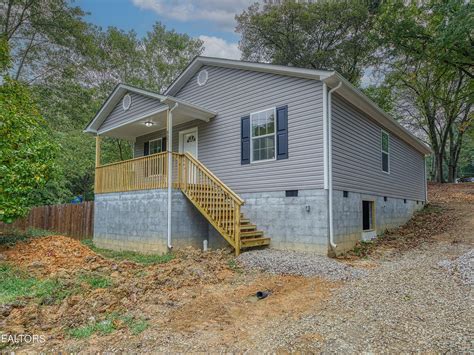 807 D Dr Sw Knoxville Tn 37920 Zillow
