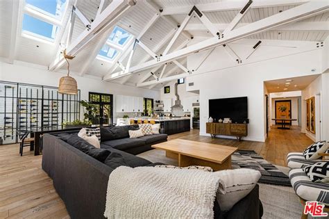 Christina Haack Lists House With Estranged Ant Anstead For 6m