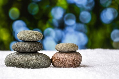 자갈 스택 균형 명상돌의 피라미드 선돌의 스택 복사 공간 스파 불교에 대한 스톡 사진 및 기타 이미지 불교 젠 스타일 조약돌 Istock