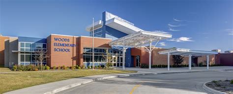 Wood Elementary Kindergarten School At Richard Armes Blog