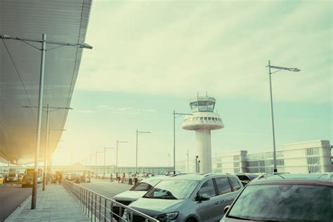 Aéroport De Genève Où Et Comment Se Garer En Voiture Welcome Suisse