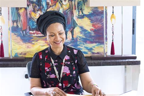 Nike Ogunlesi Top Girl Mirror Me London Fashion Travel