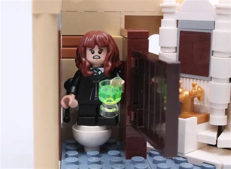 Harry Potter Hogwarts Polyjuice Potion Mistake Review