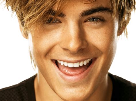 Zac Efron Love Zac Efron Wallpaper 18577160 Fanpop