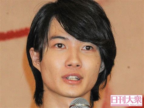 2ページ目 朝ドラ『らんまん』神木隆之介に危機？｢二度見からのガン見｣薩摩弁＆ビジュ爆発の 恋のライバル出現”に歓喜の声！｜ニュース｜ピンズバnews