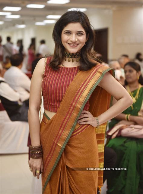 Ashutosh Kulkarni Ties The Knot With Ruchika Patil The Etimes