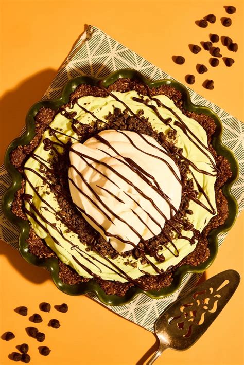 Make Delicious Grasshopper Pie In 40 Min Prep Time