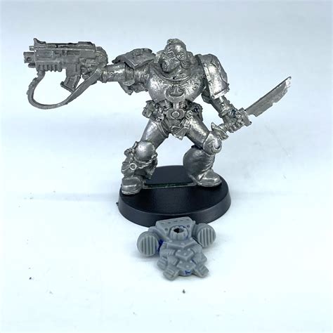Tyrannic War Veteran Ultramarines Warhammer 40k Classic Metal X449