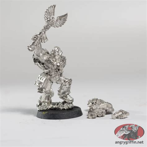 Metal Ultramarines Chaplain Cassius Angry Griffin