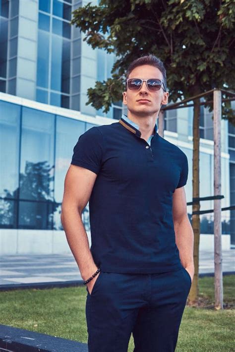 Kesalahan Cowok Pakai Polo Shirt Yang Perlu Dihindari Idn Times