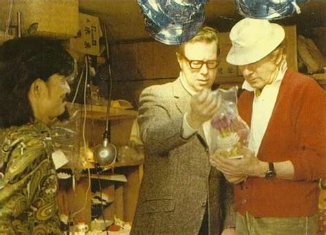 Rankinbass Historian Arthur Rankin Jr And Danny Kaye Inspect His