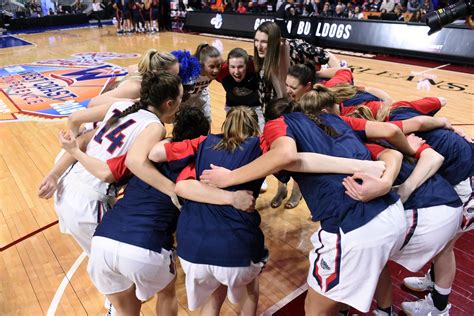 Jill Barta Scores 19 In First Half Gonzaga Tops Pepperdine 81 70 In