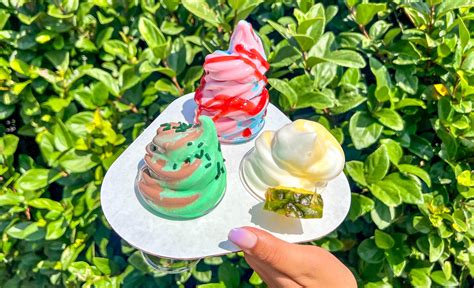 Wait Theres Cotton Candy Dole Whip In Disney World