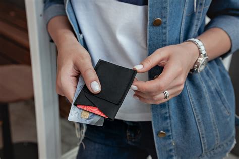 Exploring The Effects Of The Consumer Confidence Index