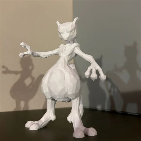 低多边形超梦宝可梦 来自 Zorzet90 Makerworld