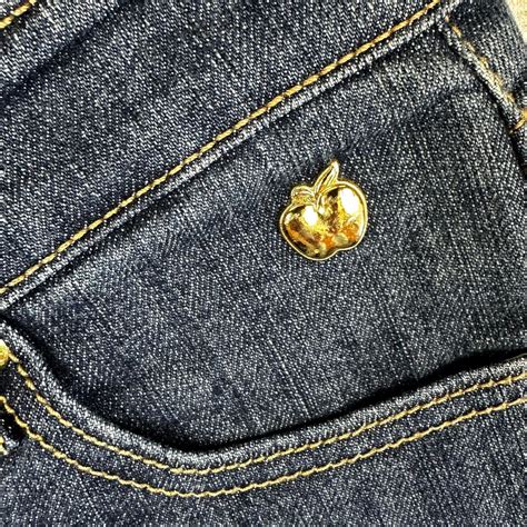 Apple Bottoms Iconic Apple Logo Pocket Flare Jeans Size 10 Jean Pool