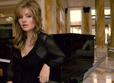 Elisha Cuthbert In Lovely Dress Wallpapers Wallpaper Hd Celebrities 4k Wallpapers Images And