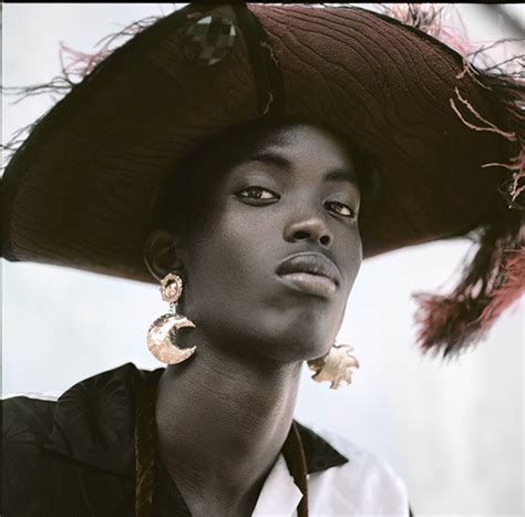 Pivot Viviens Models