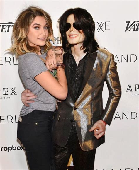 Pin Op Michael Jackson