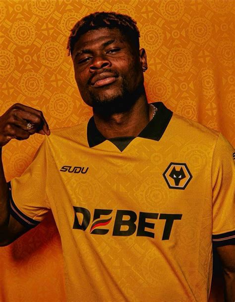Wolverhampton Wanderers 2025 26 Home Kit