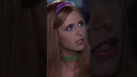 Sarah Michelle Gellar Scooby Doo Screencaps
