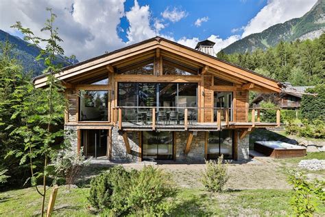 Exceptionnel Chalet Neuf Aux Prestations Haut De Gamme De 326 M² Situé