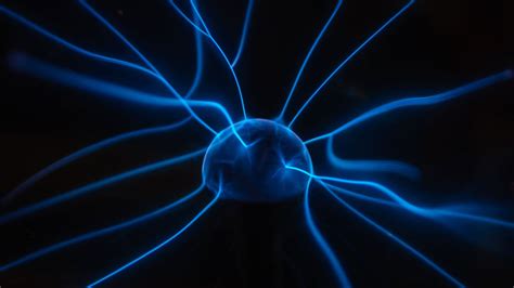 Plasma Deposition And Etching In Semiconductor Manufacturing