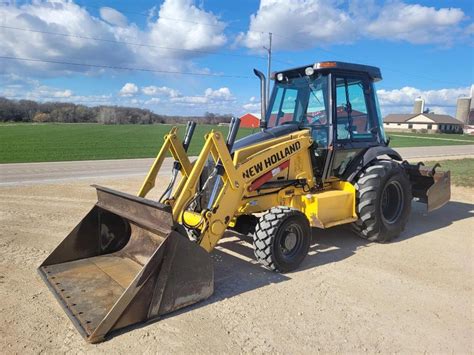 Sold New Holland U80c Skip Loader Construction With 5 159 Hrs