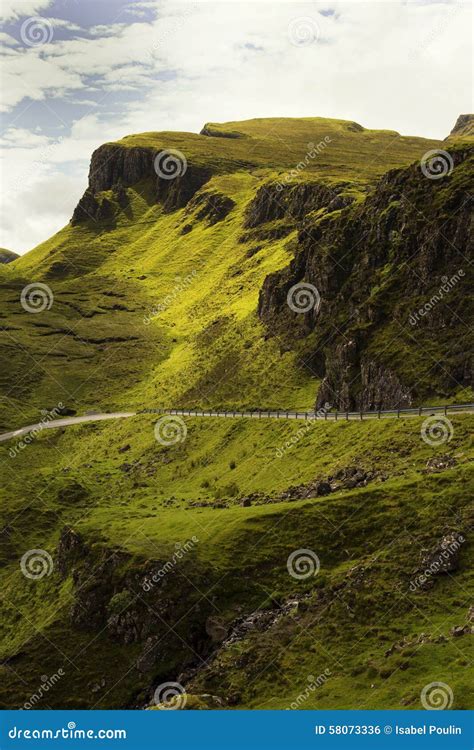 Quiraing Na Ilha Do Skye Escócia Foto De Stock Imagem De Rochoso