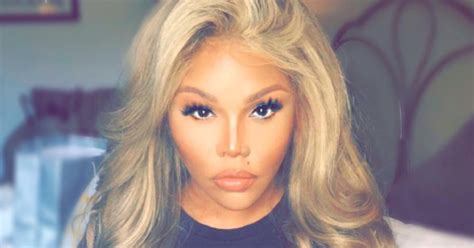 Rhymes With Snitch Celebrity And Entertainment News Lil Kim