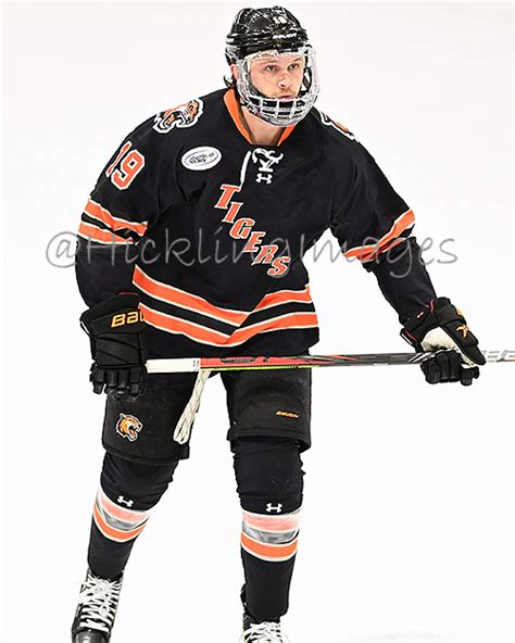 Nick Bruce Stats Contract Salary And More