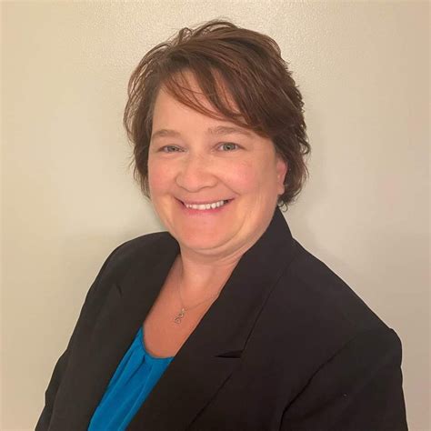 Salem Resident Graduates From The Virginia Bankers School Of Bank